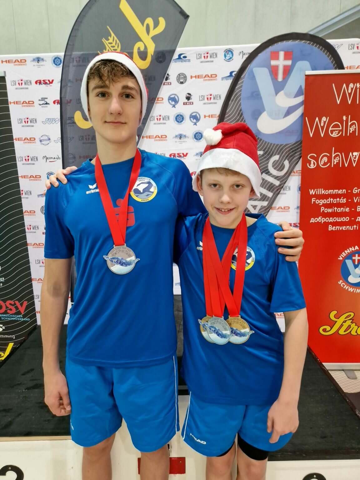 Michael Mörth gewinnt Ehrenpreis beim Wiener Weihnachtsschwimmen ...
